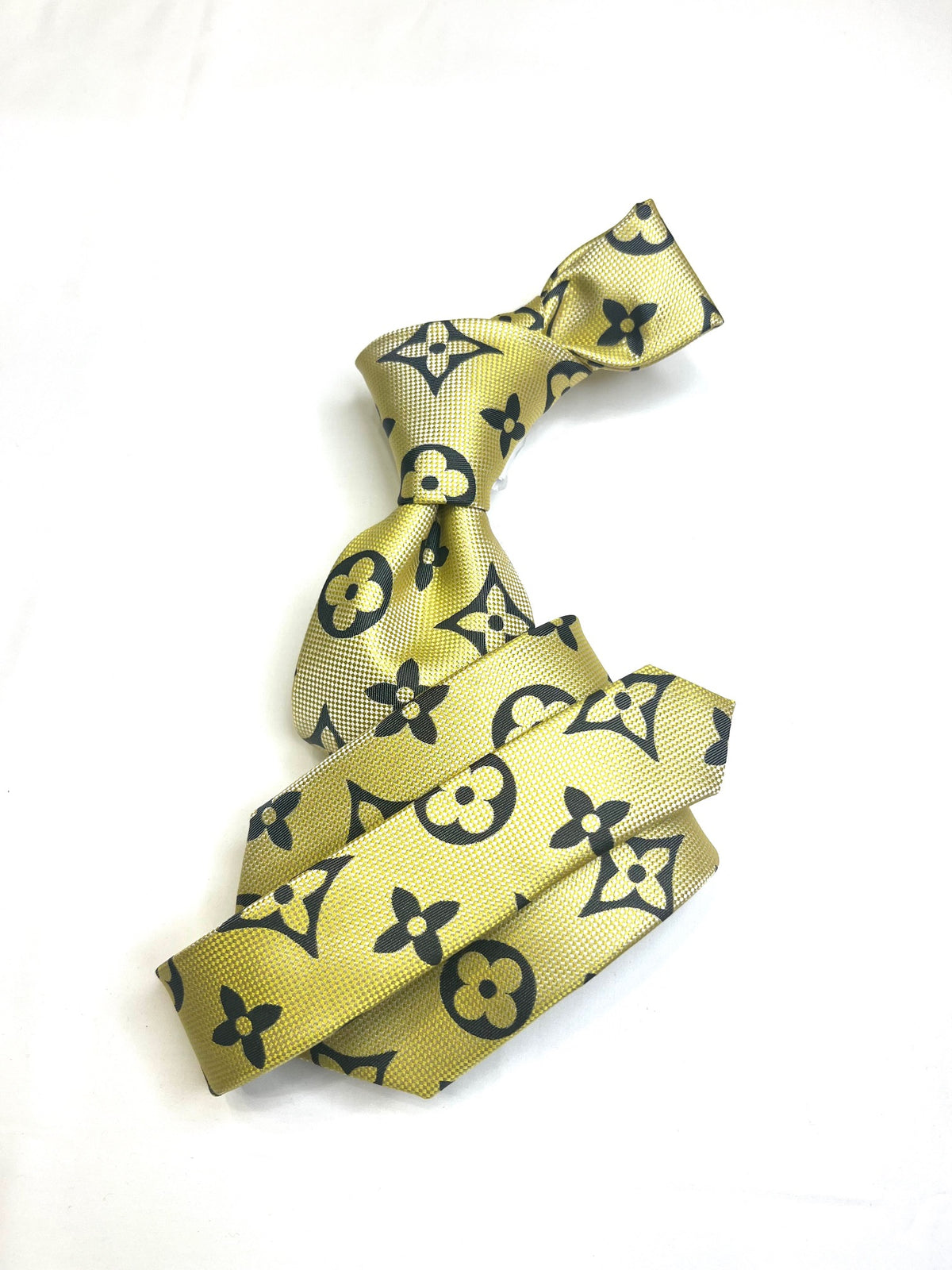 LV B4 | Yellow | Tie & Pocket Square – VERSE 9